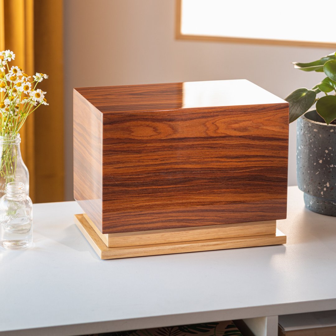 Urns Over $500 – Oaktree Memorials