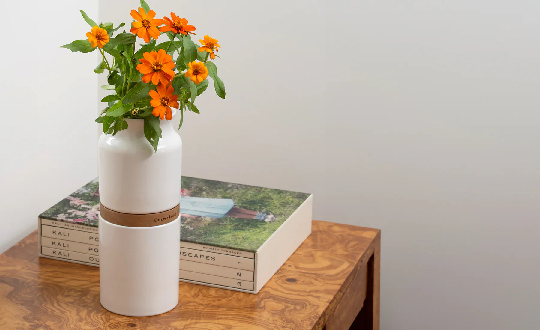 Vase Urns for Ashes – Decorative Memorials – Oaktree Memorials